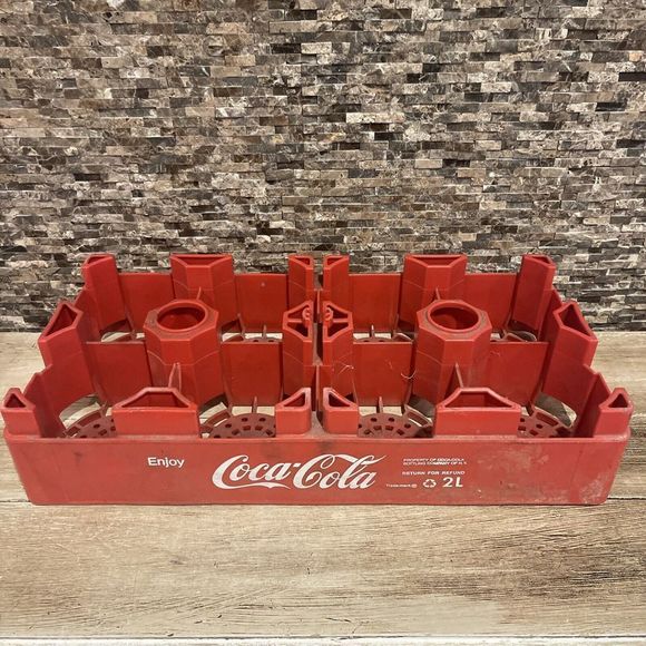 Accessories | Cocacolacoke Cratered Plastic Holds 2l Bottles For 8 ...